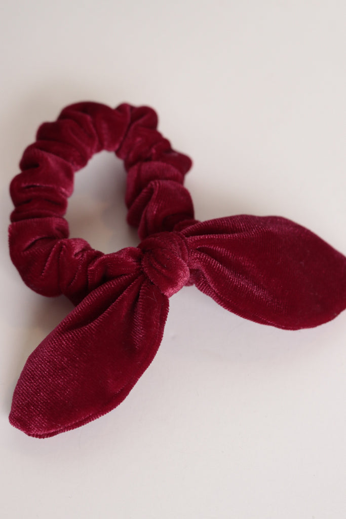 Maven: Velvet Bow Scrunchie (8 colors available) – Harts and Pearls